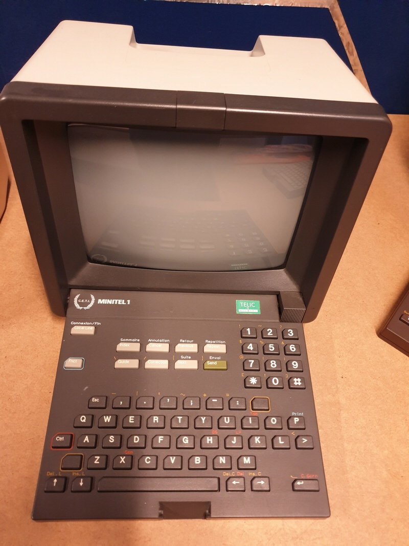 Gamme Minitel export ALCATEL